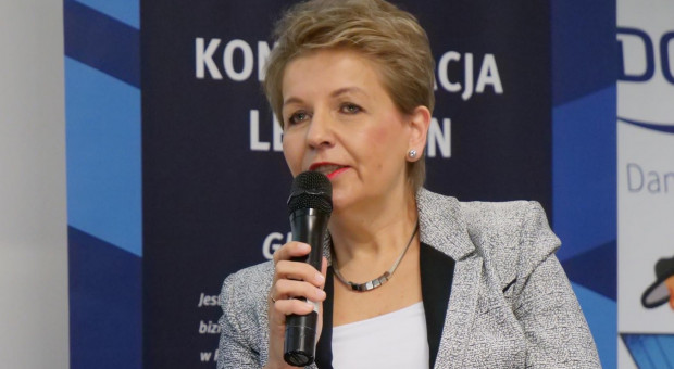 Alina Nowak: Więcej osób biernych zawodowo musi być zatrudniana
